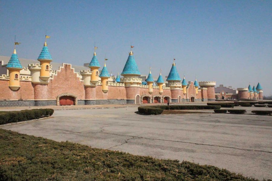 Wonderland: China’s Abandoned Theme Park | Ex Utopia