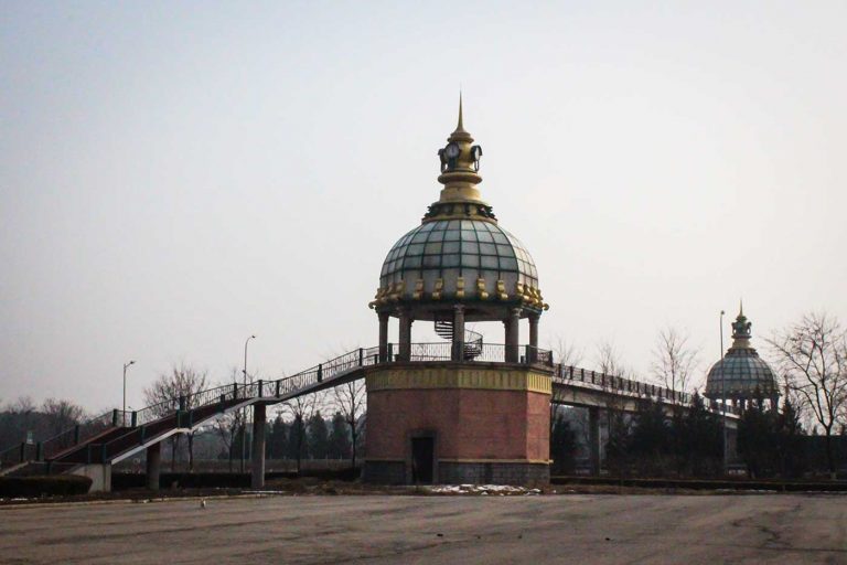 Wonderland: China’s Abandoned Theme Park | Ex Utopia