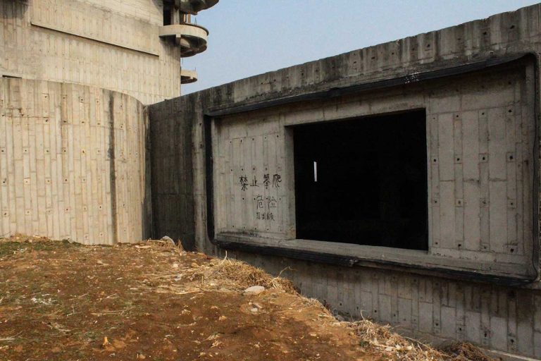 Wonderland: China’s Abandoned Theme Park | Ex Utopia