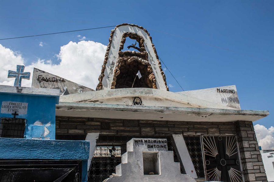 Encountering Haitian Vodou: Le Grand Cimetière of Port-au-Prince | Ex ...